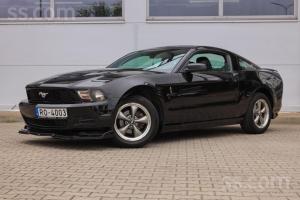 Melns Ford Mustang 2010 Rīga, ar dzinēja tilpumu 4.00 L un nobraukumu 0 tūkst. km par 6995 €, foto  vietnē AUTOMOTO.COM.LV