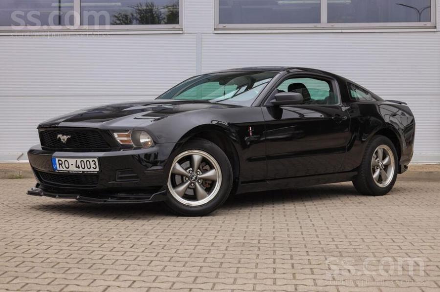 Melns Ford Mustang 2010 Rīga, ar dzinēja tilpumu 4.00 L un nobraukumu 0 tūkst. km par 6995 €, foto 1 vietnē AUTOMOTO.COM.LV
