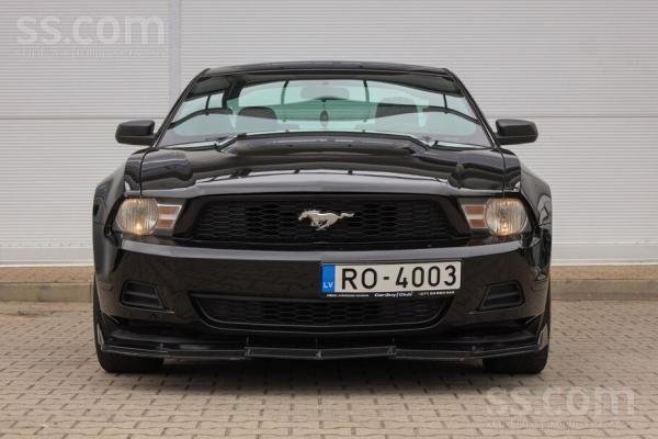 Melns Ford Mustang 2010 Rīga, ar dzinēja tilpumu 4.00 L un nobraukumu 0 tūkst. km par 6995 €, foto 3 vietnē AUTOMOTO.COM.LV