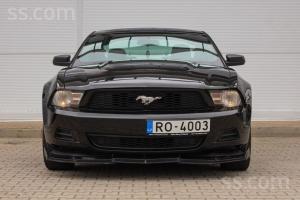 Melns Ford Mustang 2010 Rīga, ar dzinēja tilpumu 4.00 L un nobraukumu 0 tūkst. km par 6995 €, foto 4 vietnē AUTOMOTO.COM.LV