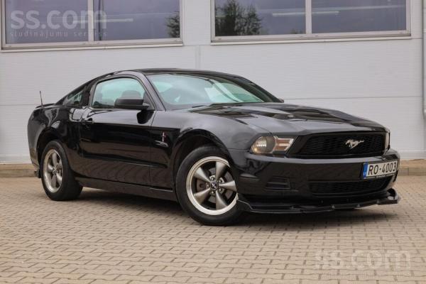 Melns Ford Mustang 2010 Rīga, ar dzinēja tilpumu 4.00 L un nobraukumu 0 tūkst. km par 6995 €, foto 4 vietnē AUTOMOTO.COM.LV