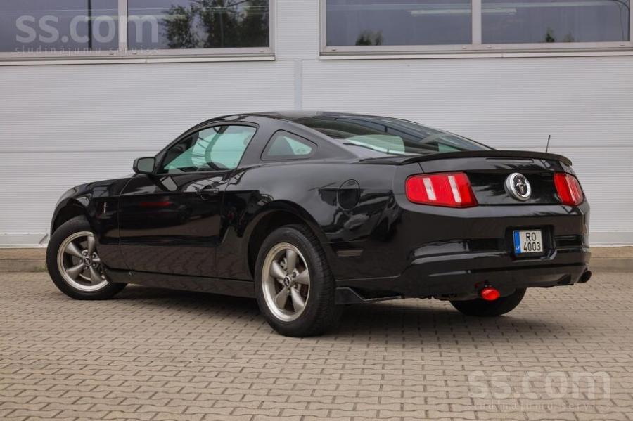 Melns Ford Mustang 2010 Rīga, ar dzinēja tilpumu 4.00 L un nobraukumu 0 tūkst. km par 6995 €, foto 7 vietnē AUTOMOTO.COM.LV