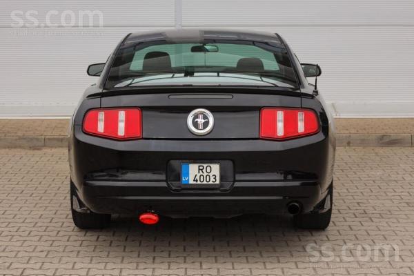 Melns Ford Mustang 2010 Rīga, ar dzinēja tilpumu 4.00 L un nobraukumu 0 tūkst. km par 6995 €, foto 7 vietnē AUTOMOTO.COM.LV