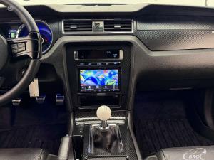 Melns Ford Mustang 2013 Viļņa, ar dzinēja tilpumu 4.95 L un nobraukumu 152 tūkst. km par 19900 €, foto 14 vietnē AUTOMOTO.COM.LV