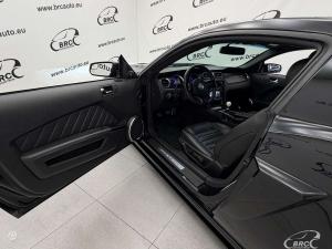 Melns Ford Mustang 2013 Viļņa, ar dzinēja tilpumu 4.95 L un nobraukumu 152 tūkst. km par 19900 €, foto 17 vietnē AUTOMOTO.COM.LV