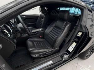 Melns Ford Mustang 2013 Viļņa, ar dzinēja tilpumu 4.95 L un nobraukumu 152 tūkst. km par 19900 €, foto 21 vietnē AUTOMOTO.COM.LV