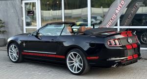 Black Ford Mustang 2014 in Radviliskis, with an engine capacity of 3.70 L and mileage of 68 thousand km for 16500 €, photo 12 on AUTOMOTO.COM.LV