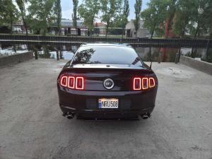 Black Ford Mustang 2014 in Klaipeda, with an engine capacity of 4.95 L and mileage of 250 thousand km for 22000 €, photo 15 on AUTOMOTO.COM.LV