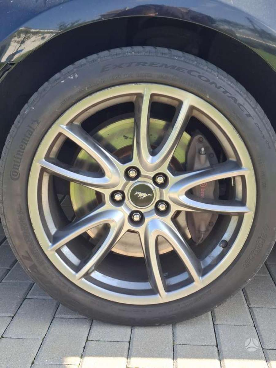 Melns Ford Mustang 2014 Viļņa, ar dzinēja tilpumu 4.95 L un nobraukumu 160 tūkst. km par 13500 €, foto 15 vietnē AUTOMOTO.COM.LV
