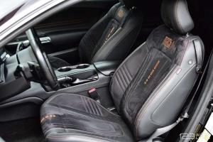 Black Ford Mustang 2016 in Kretinga, with an engine capacity of 3.70 L and mileage of 62 thousand km for 22000 €, photo 14 on AUTOMOTO.COM.LV