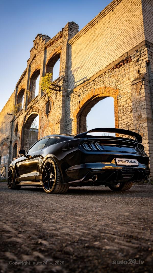 Melns Ford Mustang 2017 Tallina, ar dzinēja tilpumu 5.00 L un nobraukumu 93 tūkst. km par 33900 €, foto 11 vietnē AUTOMOTO.COM.LV