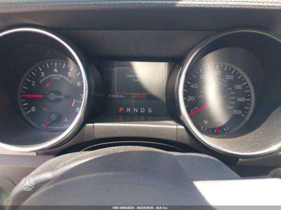 Black Ford Mustang 2018 in Klaipeda, with an engine capacity of 4.95 L and mileage of 179 thousand km for 8000 €, photo 8 on AUTOMOTO.COM.LV
