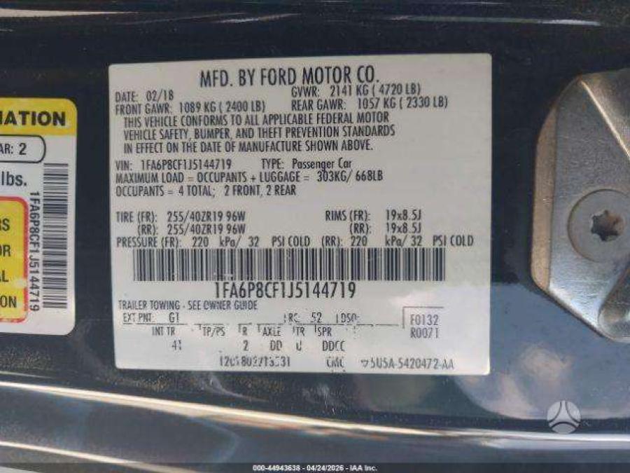 Black Ford Mustang 2018 in Klaipeda, with an engine capacity of 4.95 L and mileage of 179 thousand km for 8000 €, photo 10 on AUTOMOTO.COM.LV