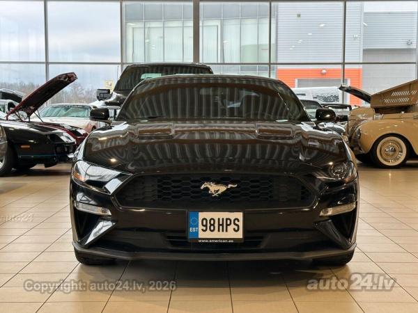 Melns Ford Mustang 2019 Tallina, ar dzinēja tilpumu 2.30 L un nobraukumu 81 tūkst. km par 21900 €, foto 2 vietnē AUTOMOTO.COM.LV