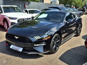 Melns Ford Mustang 2019 Viļņa, ar dzinēja tilpumu 2.25 L un nobraukumu 133 tūkst. km par 14900 €, foto 4 vietnē AUTOMOTO.COM.LV