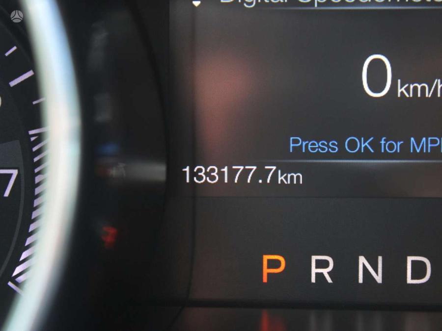 Melns Ford Mustang 2019 Viļņa, ar dzinēja tilpumu 2.25 L un nobraukumu 133 tūkst. km par 14900 €, foto 8 vietnē AUTOMOTO.COM.LV