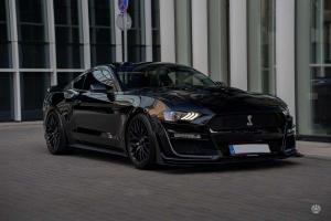 Melns Ford Mustang 2019 Viļņa, ar dzinēja tilpumu 4.95 L un nobraukumu 87 tūkst. km par 29999 €, foto 3 vietnē AUTOMOTO.COM.LV