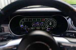 Melns Ford Mustang 2019 Viļņa, ar dzinēja tilpumu 4.95 L un nobraukumu 87 tūkst. km par 29999 €, foto 23 vietnē AUTOMOTO.COM.LV
