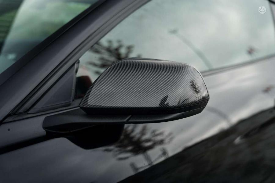 Black Ford Mustang 2019 in Vilnius, with an engine capacity of 4.99 L and mileage of 55 thousand km for 35090 €, photo 9 on AUTOMOTO.COM.LV