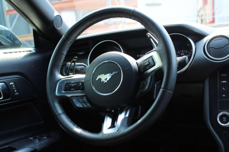 Melns Ford Mustang 2019 Viļņa, ar dzinēja tilpumu 2.25 L un nobraukumu 133 tūkst. km par 14900 €, foto 15 vietnē AUTOMOTO.COM.LV