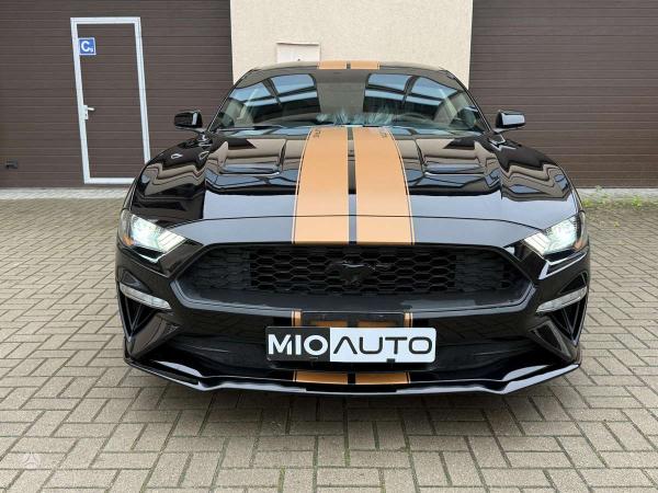 Melns Ford Mustang 2019 Kauņa, ar dzinēja tilpumu 2.25 L un nobraukumu 76 tūkst. km par 22600 €, foto 3 vietnē AUTOMOTO.COM.LV