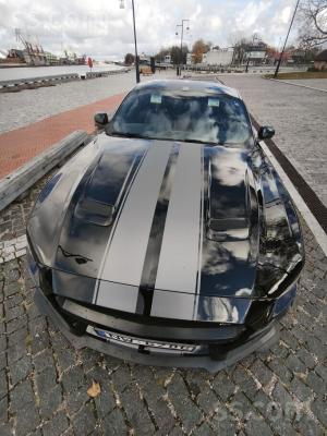 Melns Ford Mustang 2020 Saldus, ar dzinēja tilpumu 2.30 L un nobraukumu 180 tūkst. km par 23500 €, foto 9 vietnē AUTOMOTO.COM.LV