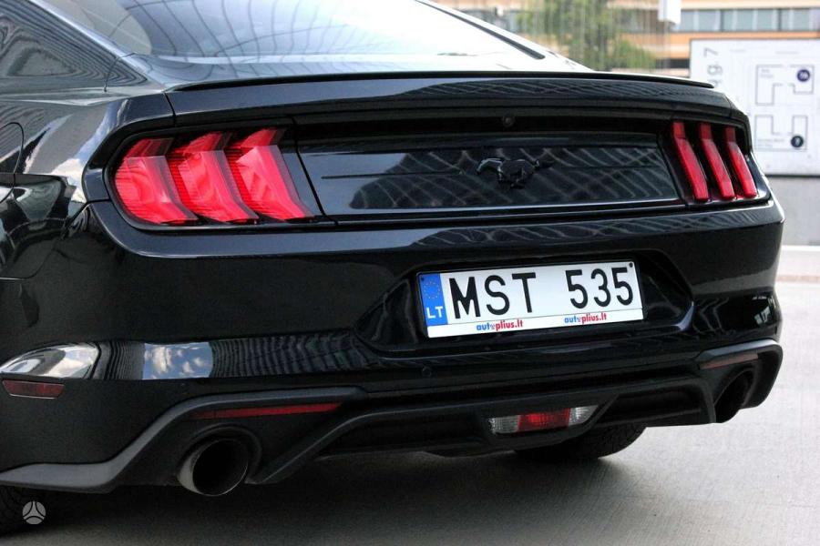 Melns Ford Mustang 2021 Viļņa, ar dzinēja tilpumu 2.25 L un nobraukumu 40 tūkst. km par 20000 €, foto 10 vietnē AUTOMOTO.COM.LV
