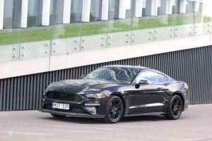 Melns Ford Mustang 2021 Viļņa, ar dzinēja tilpumu 2.25 L un nobraukumu 40 tūkst. km par 20000 €, foto 19 vietnē AUTOMOTO.COM.LV