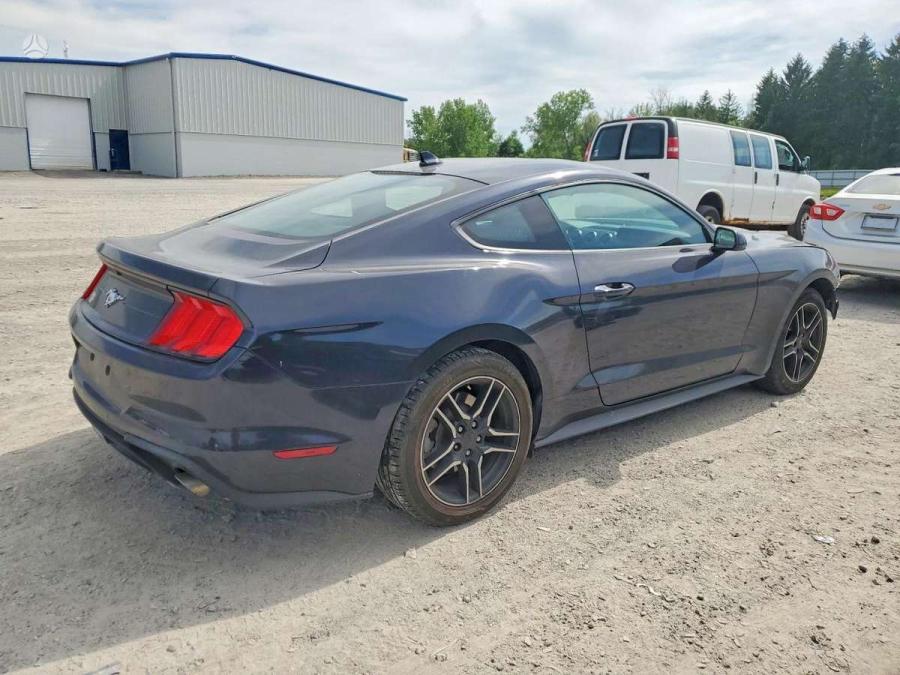 Melns Ford Mustang 2021 Klaipėda, ar dzinēja tilpumu 2.25 L un nobraukumu 77 tūkst. km par 9999 €, foto 5 vietnē AUTOMOTO.COM.LV