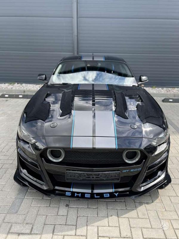 Black Ford Mustang 2023 in Klaipeda, with an engine capacity of 2.25 L and mileage of 95 thousand km for 21500 €, photo 2 on AUTOMOTO.COM.LV