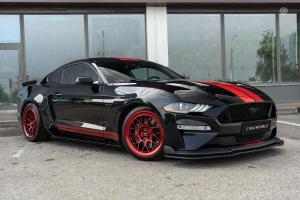 Black Ford Mustang 2023 in Vilnius, with an engine capacity of 4.95 L and mileage of 36 thousand km for 31500 €, photo 7 on AUTOMOTO.COM.LV