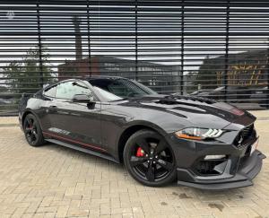 Melns Ford Mustang 2023 Klaipėda, ar dzinēja tilpumu 2.25 L un nobraukumu 46 tūkst. km par 22500 €, foto 11 vietnē AUTOMOTO.COM.LV