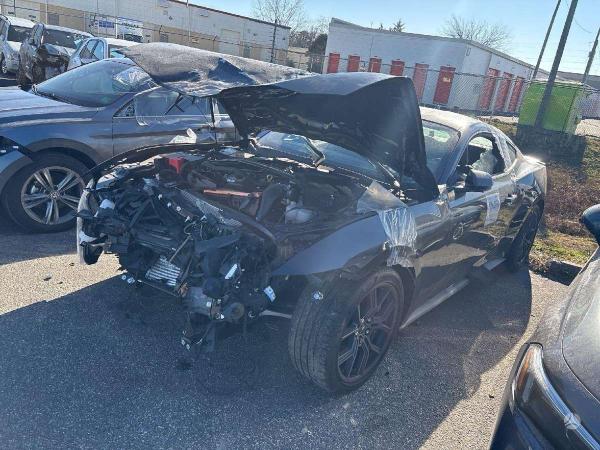 Black Ford Mustang 2024 in Kaunas, with an engine capacity of 2.30 L and mileage of 4 thousand km for 15850 €, photo 2 on AUTOMOTO.COM.LV