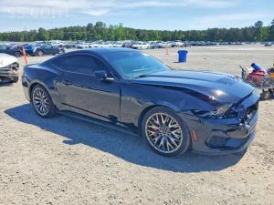 Melns Ford Mustang 2024 Liepāja, ar dzinēja tilpumu 5.00 L un nobraukumu 14 tūkst. km par 27000 €, foto 5 vietnē AUTOMOTO.COM.LV