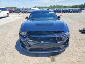 Melns Ford Mustang 2024 Liepāja, ar dzinēja tilpumu 5.00 L un nobraukumu 14 tūkst. km par 27000 €, foto 6 vietnē AUTOMOTO.COM.LV