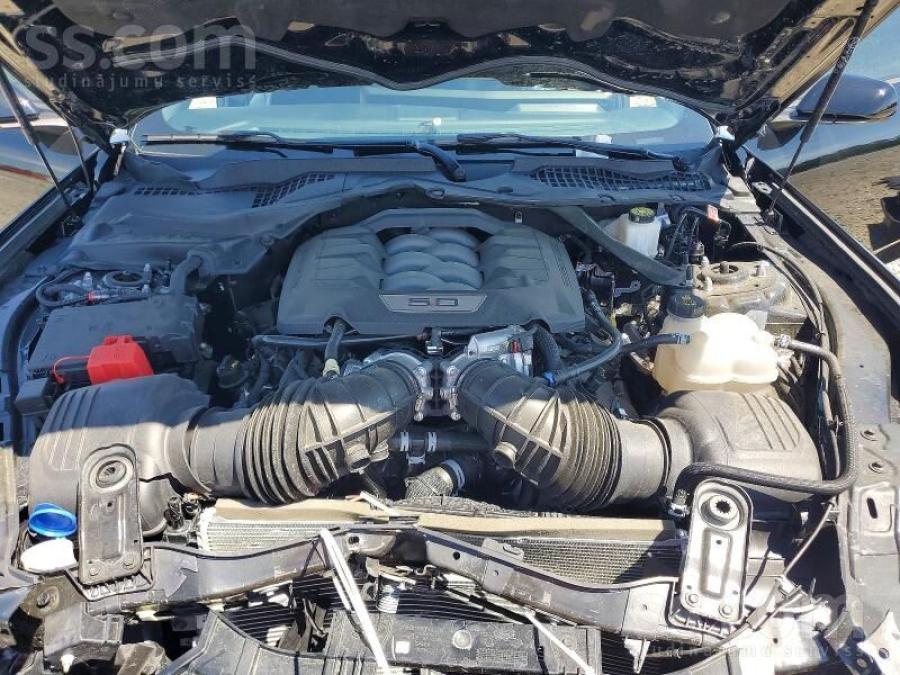 Melns Ford Mustang 2024 Liepāja, ar dzinēja tilpumu 5.00 L un nobraukumu 14 tūkst. km par 27000 €, foto 12 vietnē AUTOMOTO.COM.LV
