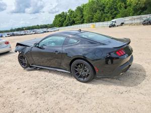 Melns Ford Mustang 2025 Ukmergė, ar dzinēja tilpumu 5.04 L un nobraukumu 22 tūkst. km par 19999 €, foto  vietnē AUTOMOTO.COM.LV