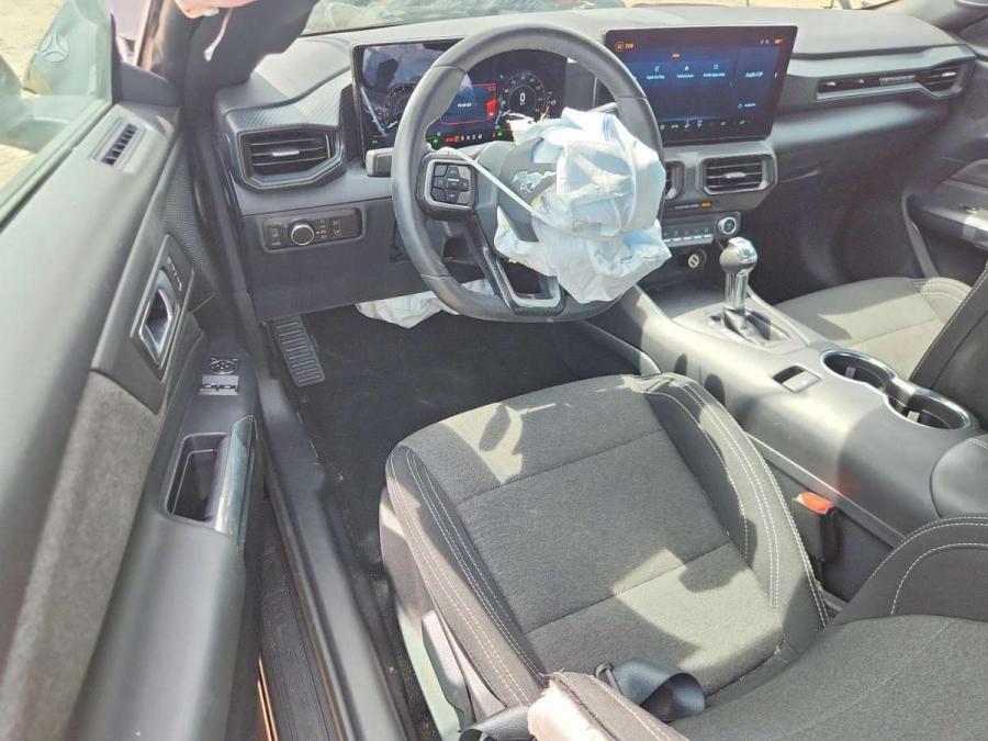 Melns Ford Mustang 2025 Ukmergė, ar dzinēja tilpumu 5.04 L un nobraukumu 22 tūkst. km par 19999 €, foto 9 vietnē AUTOMOTO.COM.LV