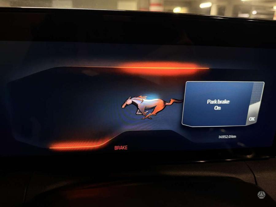 Black Ford Mustang 2025 in Vilnius, with an engine capacity of 5.04 L and mileage of 15 thousand km for 43000 €, photo 18 on AUTOMOTO.COM.LV