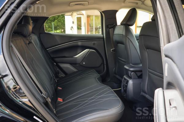 Melns Ford Mustang 2021 Tukums, ar dzinēja tilpumu 0.00 L un nobraukumu 147 tūkst. km par 23990 €, foto 10 vietnē AUTOMOTO.COM.LV