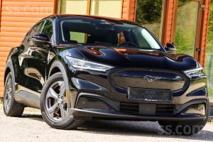 Black Ford Mustang 2021 in Tukums, with an engine capacity of 0.00 L and mileage of 147 thousand km for 23490 €, photo  on AUTOMOTO.COM.LV