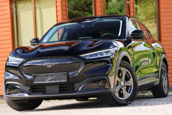 Melns Ford Mustang 2021 Tukums, ar dzinēja tilpumu 0.00 L un nobraukumu 147 tūkst. km par 23490 €, foto 2 vietnē AUTOMOTO.COM.LV