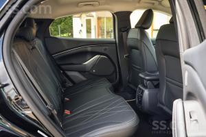 Black Ford Mustang 2021 in Tukums, with an engine capacity of 0.00 L and mileage of 147 thousand km for 23490 €, photo 11 on AUTOMOTO.COM.LV
