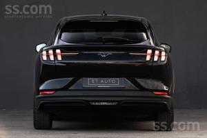Melns Ford Mustang 2021 Jelgava, ar dzinēja tilpumu 2.30 L un nobraukumu 129 tūkst. km par 24000 €, foto 10 vietnē AUTOMOTO.COM.LV