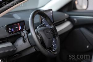 Melns Ford Mustang 2021 Jelgava, ar dzinēja tilpumu 2.30 L un nobraukumu 129 tūkst. km par 24000 €, foto 21 vietnē AUTOMOTO.COM.LV