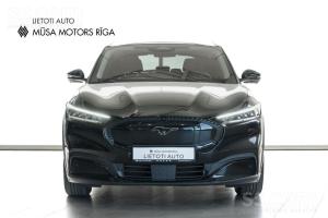 Black Ford Mustang 2021 in Riga, with an engine capacity of 4.00 L and mileage of 175 thousand km for 25900 €, photo 4 on AUTOMOTO.COM.LV