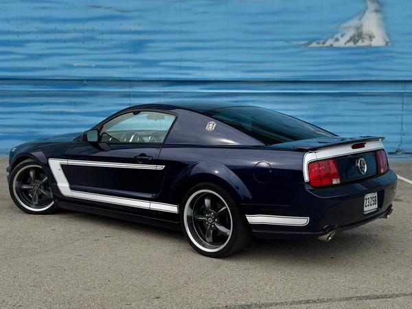 Blue Ford Mustang 2006 in Narva, with an engine capacity of 4.60 L and mileage of 184 thousand km for 10990 €, photo 2 on AUTOMOTO.COM.LV