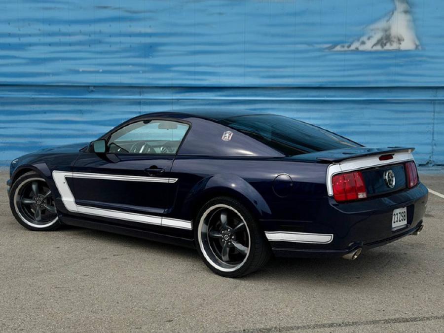 Blue Ford Mustang 2006 in Narva, with an engine capacity of 4.60 L and mileage of 184 thousand km for 10990 €, photo 3 on AUTOMOTO.COM.LV