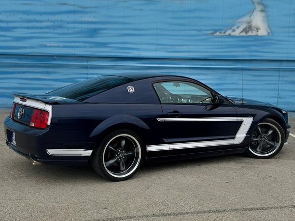 Blue Ford Mustang 2006 in Narva, with an engine capacity of 4.60 L and mileage of 184 thousand km for 10990 €, photo 4 on AUTOMOTO.COM.LV