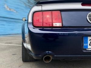 Blue Ford Mustang 2006 in Narva, with an engine capacity of 4.60 L and mileage of 184 thousand km for 10990 €, photo 8 on AUTOMOTO.COM.LV